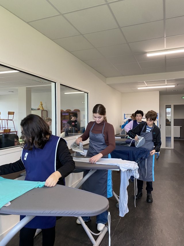 Le Pressing Ephémère - Collège Diderot